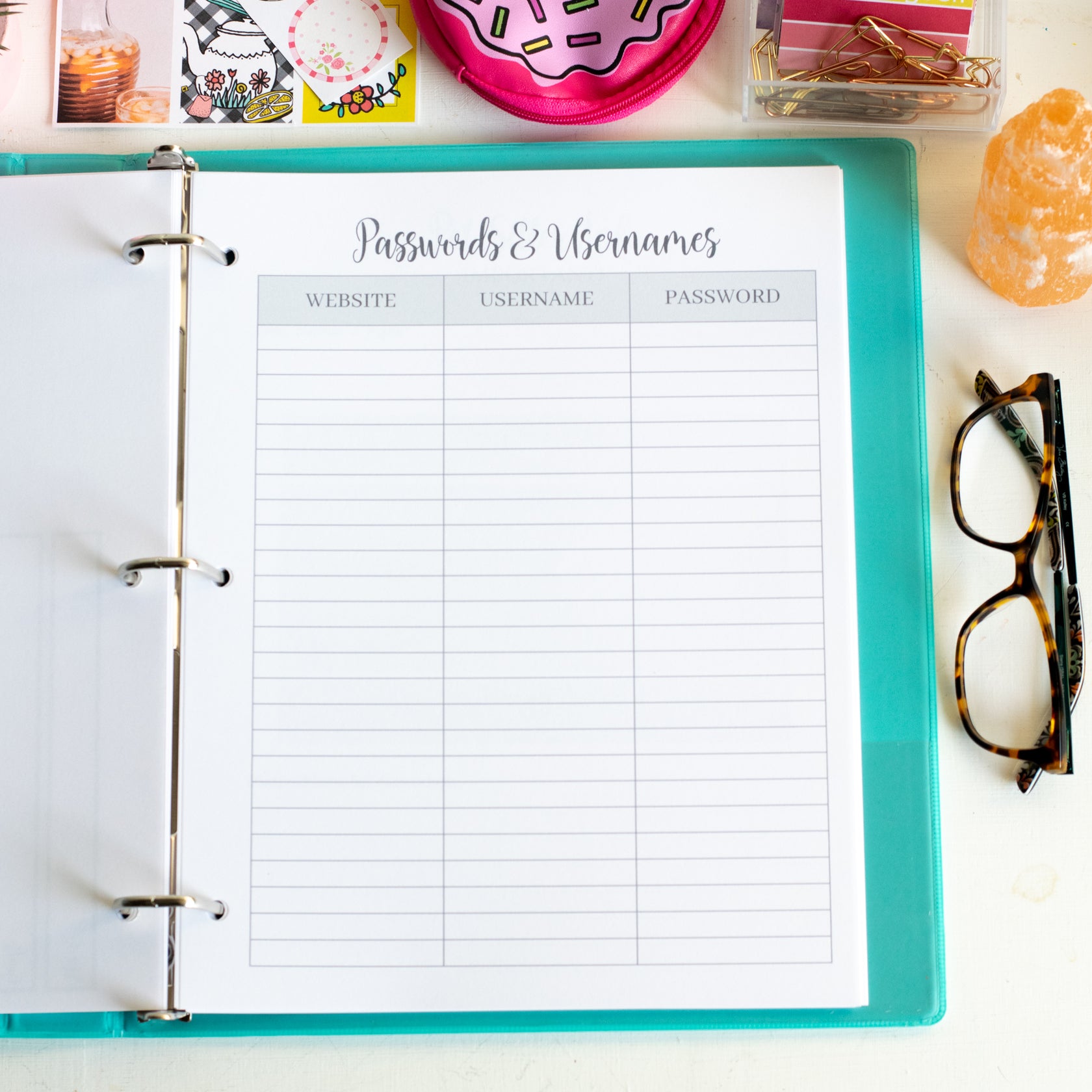 Printable Black and White Home Organization Binder – Carrie Elle
